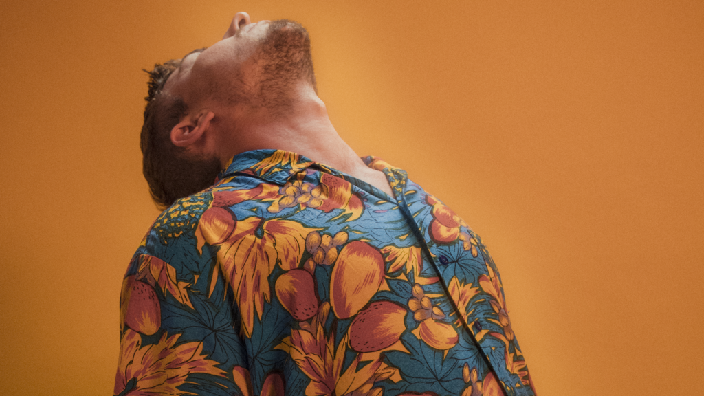 Les sonorités optimistes de Shibo avec "Spiraling" - Riptide Mag