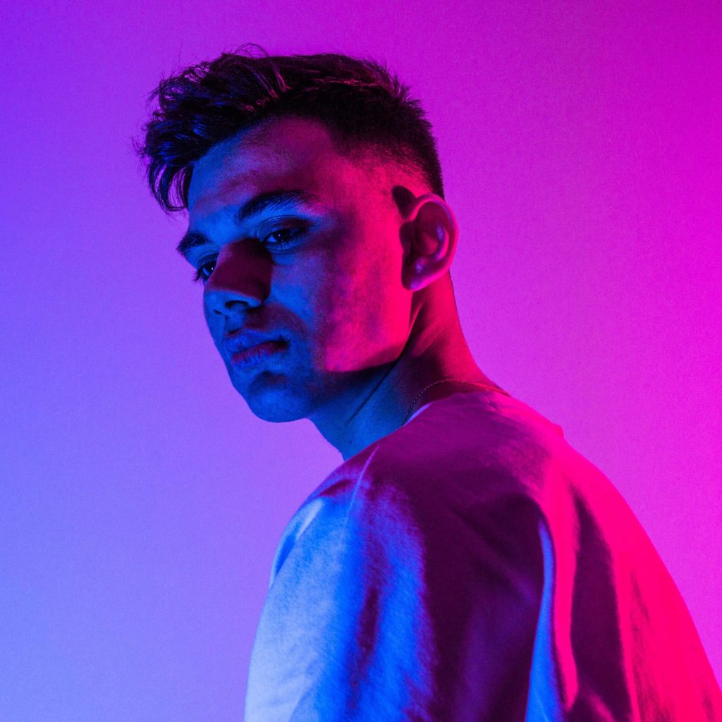 Rivo : le producteur électro français à suivre - Riptide Mag