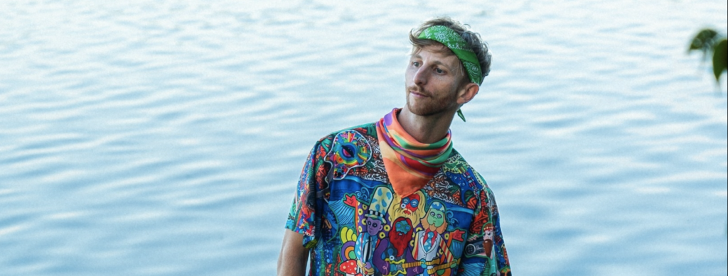 Surfez sur "The Vibe" coloré de SODAPOP ! - Riptide Mag